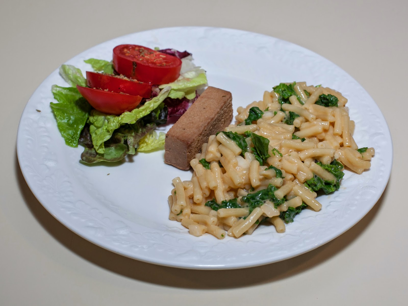 Dinner with Dilip: Vegan Macaroni and "Cheese" (new Earth Balance brand ...