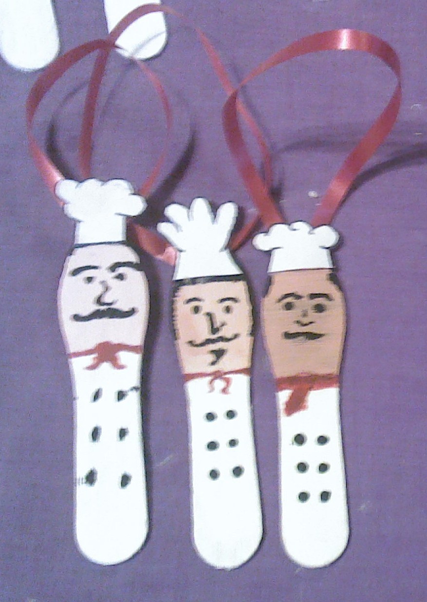 Dee Declares...: Homemade Holidays