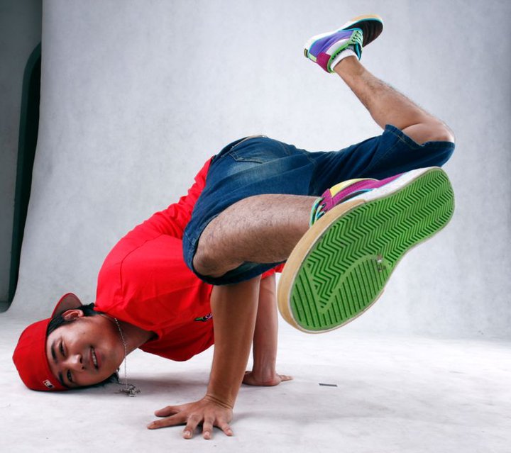 M y a n m a r H u n k s: Han Zar Moe Win