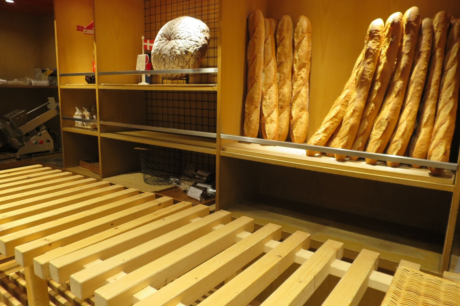 Tokyo Belly: OMOTESANDO: Andersen Bakery and Deli for some Japanese ...