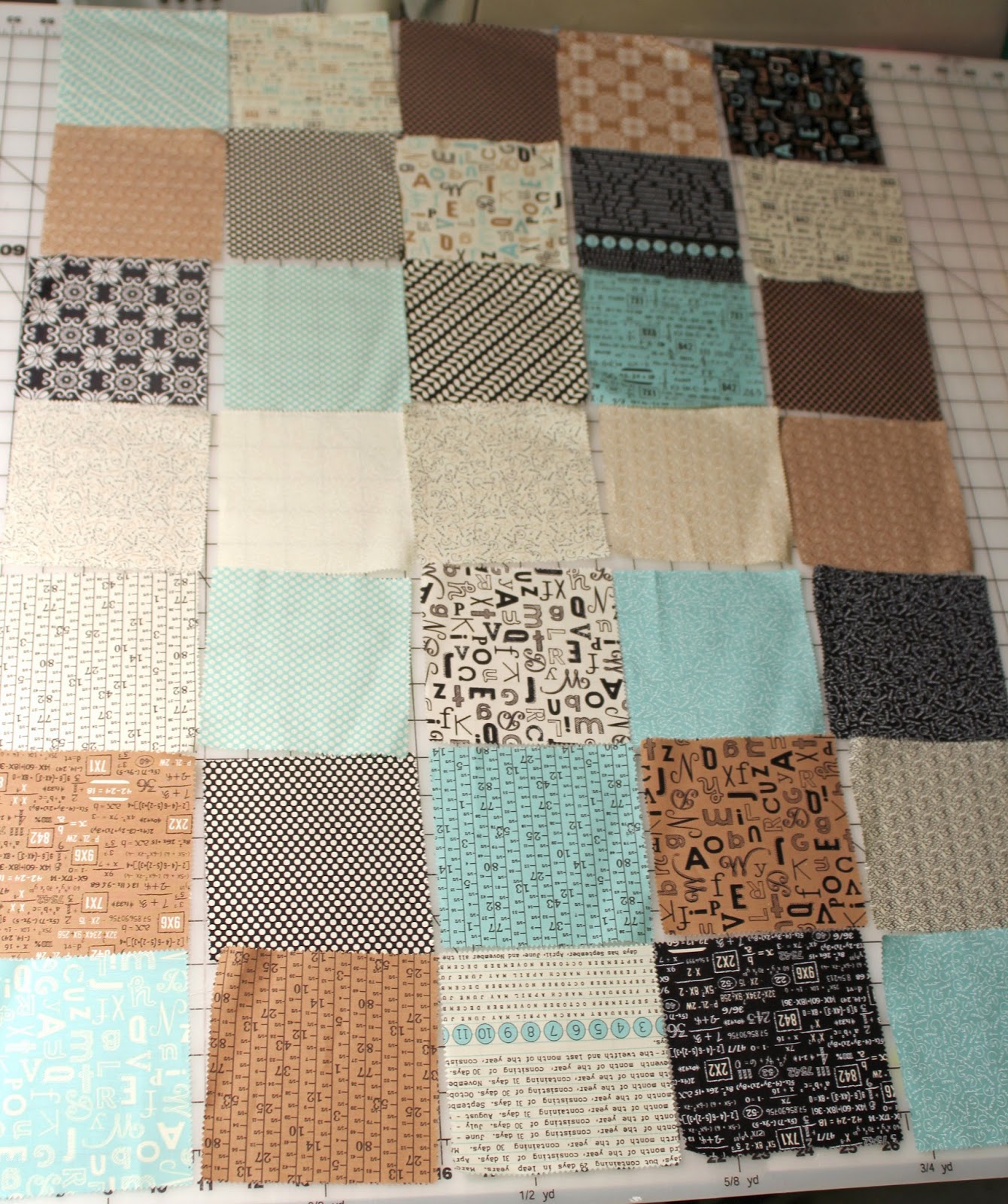 Girls in the Garden: Charm Pack Bag - Tutorial