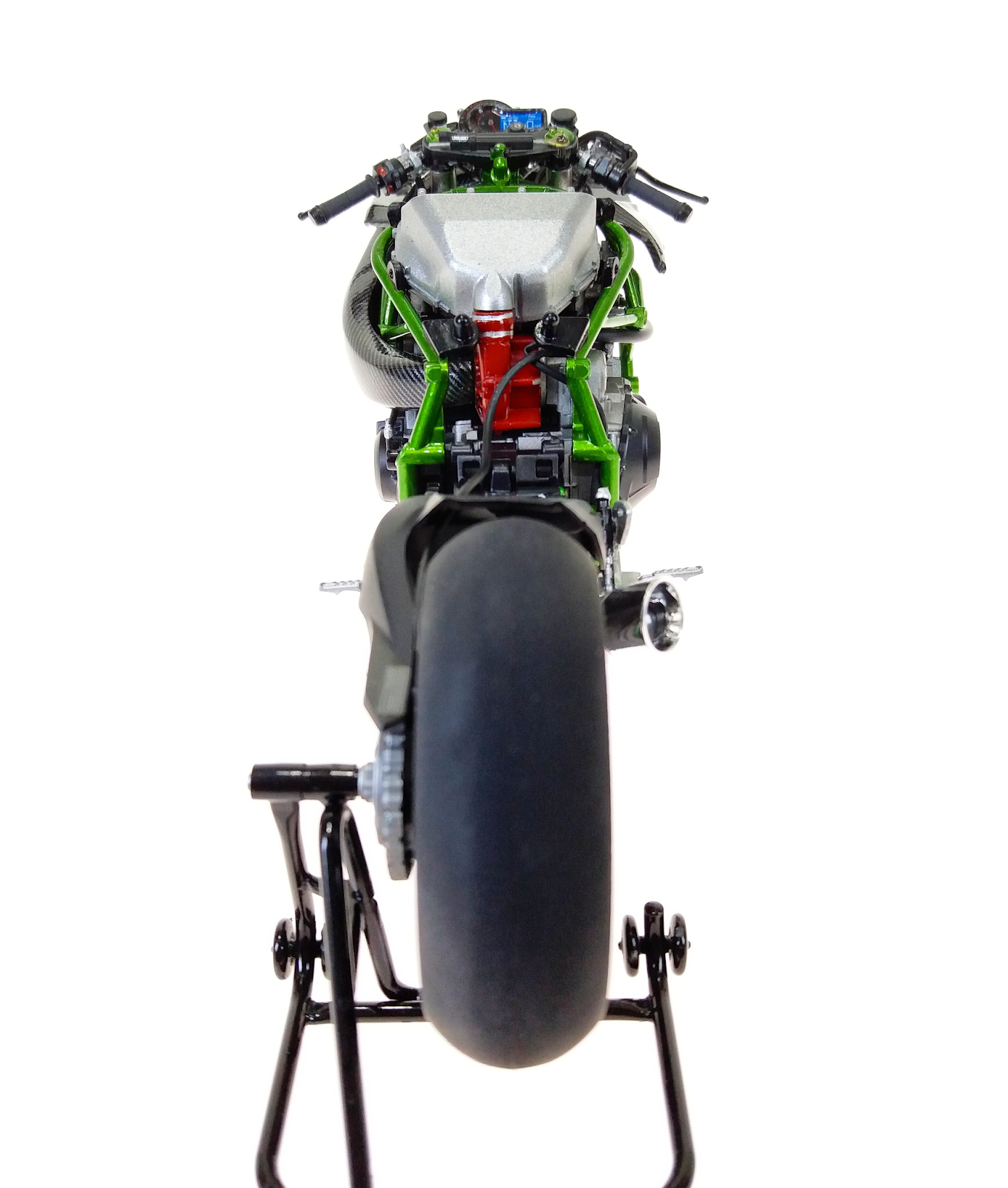 Racing Scale Models: Kawasaki H2R by Fartech Speedalova (Tamiya)