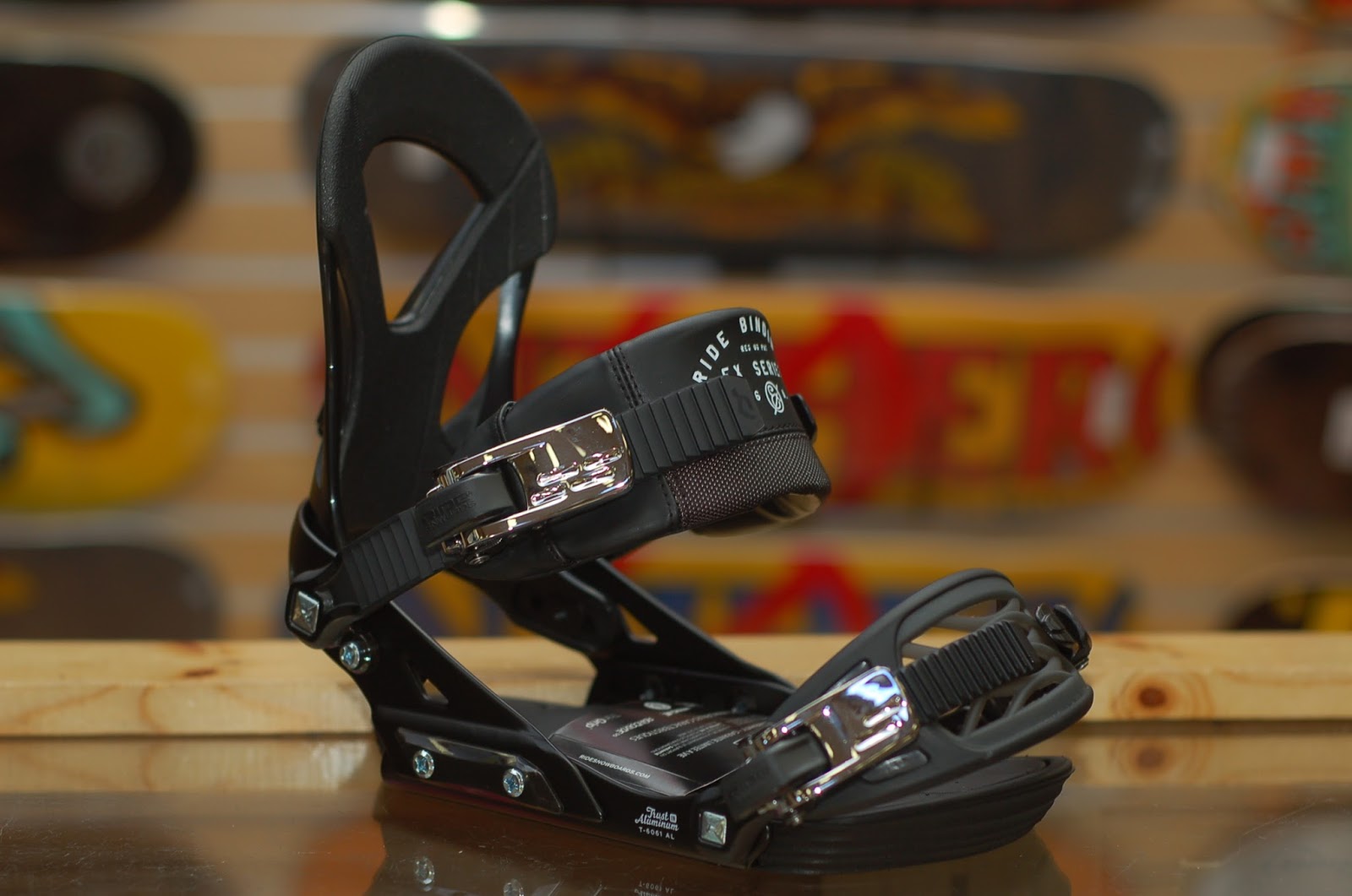 Alpine Ski Shop Daily Drops: Ride Snowboards EX Binding Black Colorway 2016