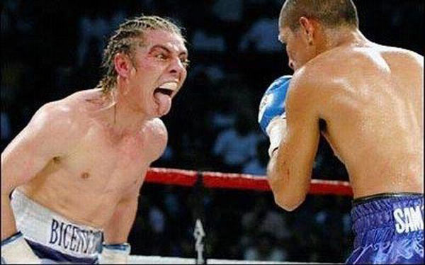 Photogallery of miracles of light: Funny Boxing