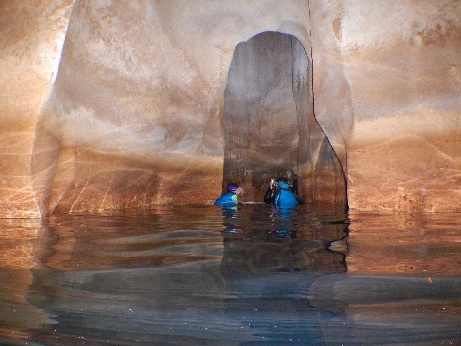 Family Circus: The caves in the Yasawa Islands, Fiji