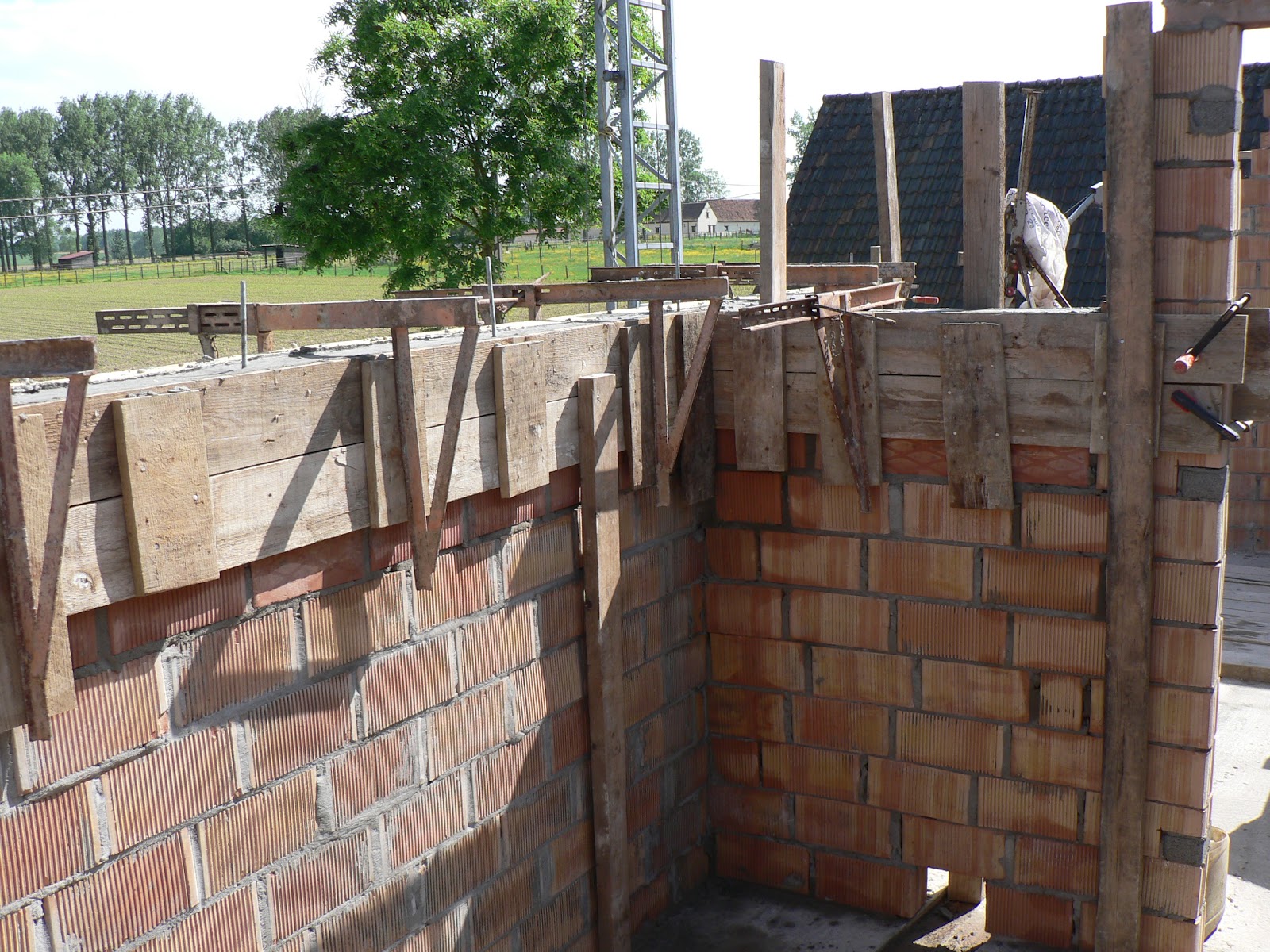 Kabouters gezocht: 2 en 3 juni Ringbalk aan dressing