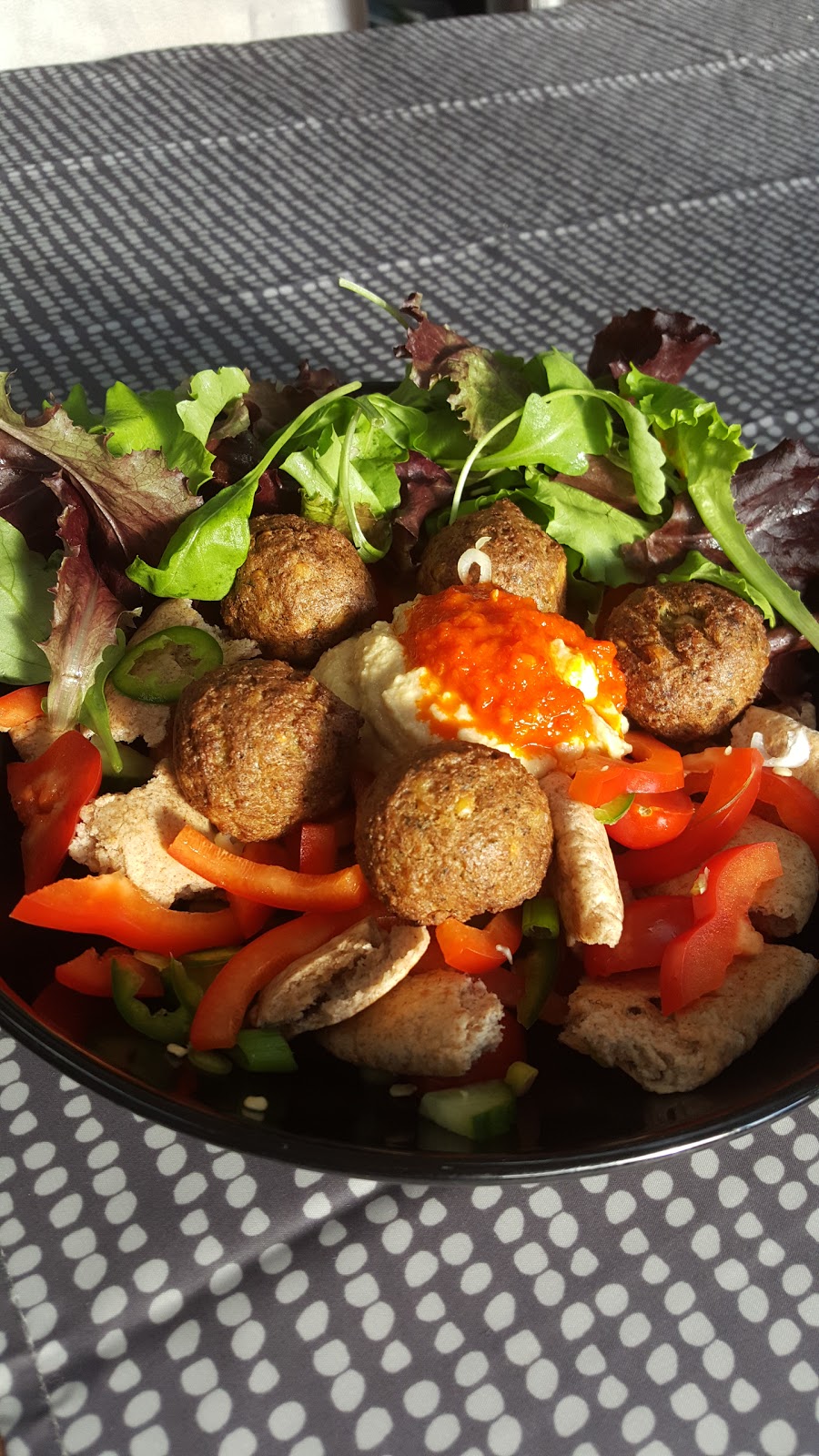 That Fat Food Guy: Falafel Pitta Salad