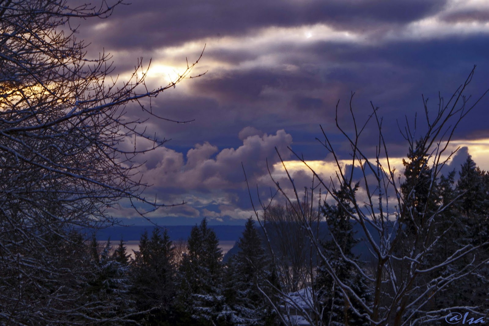 What Planet Are You Living On?: Purple Clouds Brood with Ominous ...