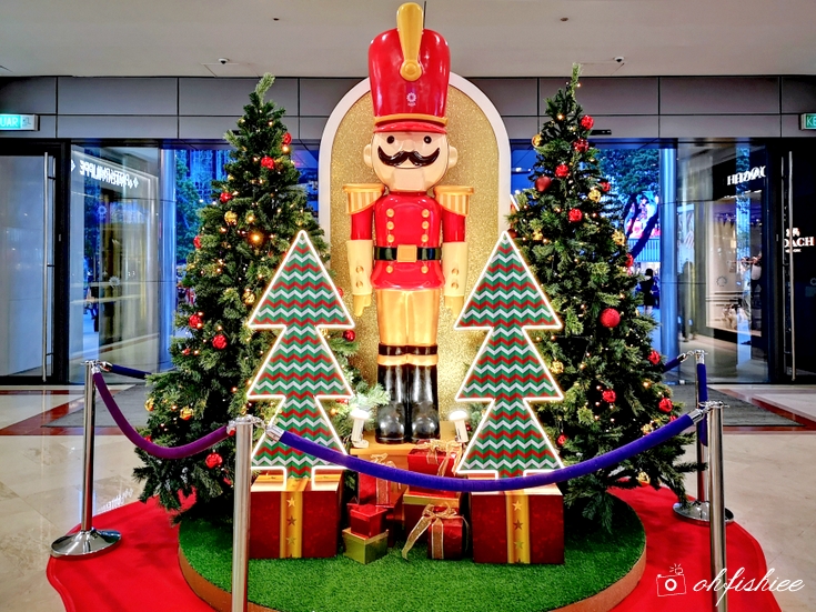 oh{FISH}iee: Malaysia's Tallest Christmas Tree in Suria KLCC