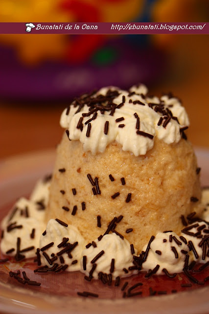 Budinca spumoasa de piersici :: Bunatati de la Oana