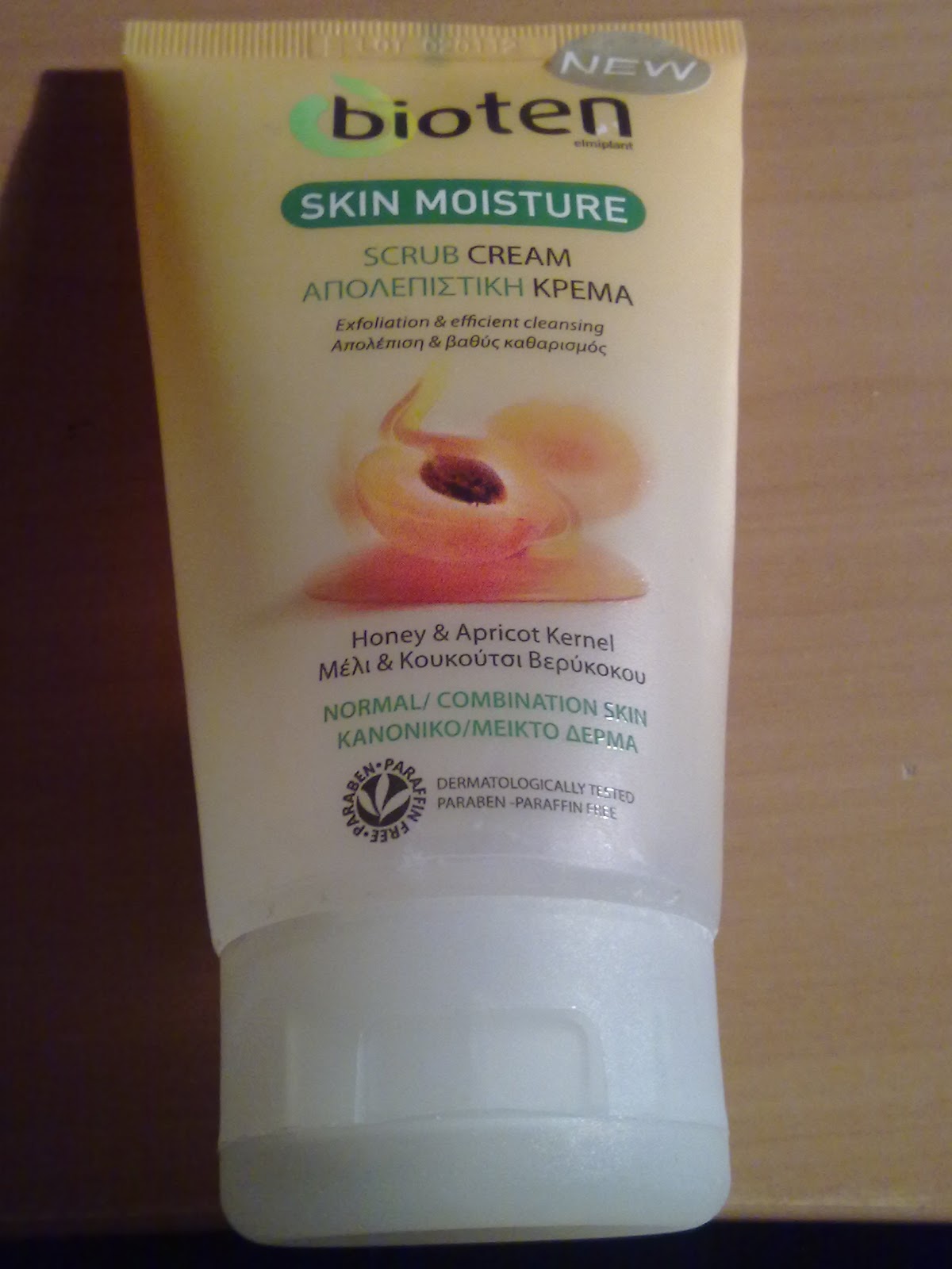 thoughts of a makeupaholic: Mini Review: bioten skin moisture scrub cream
