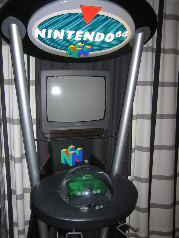 N64 Brasil: N64 Store Kiosk