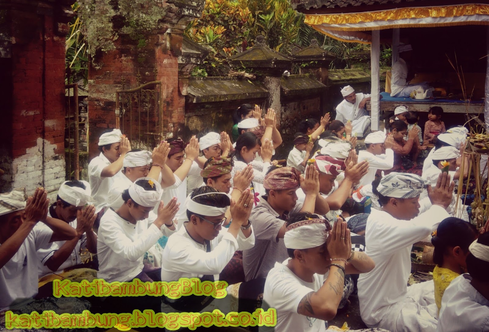 Sembahyang Purnama dan Tilem Bermanfaat Untuk Kesehatan Jiwa dan Raga ...