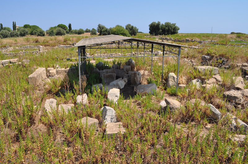 ITALY'S SECRET PLACES: BACK TO NATURE? (Megara Hyblaea)