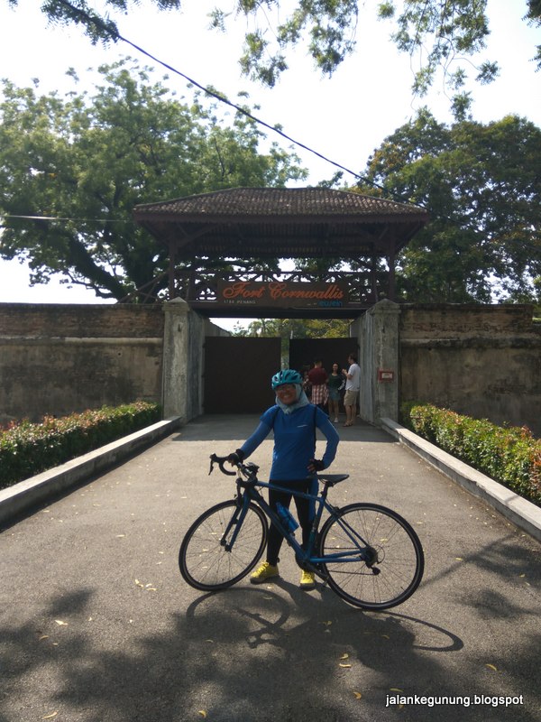 Jalan Ke Gunung: Penang dan basikal