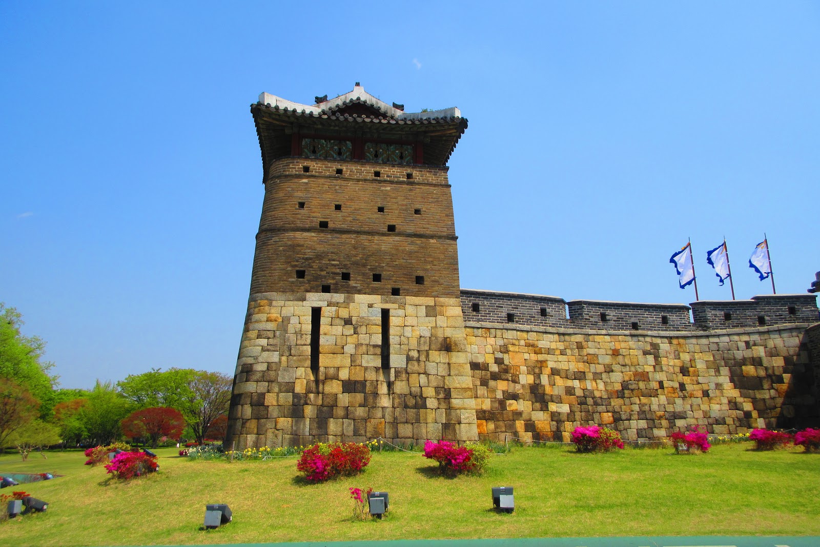 Travel Guide: Suwon Fortress, South Korea - The Wandering Juan