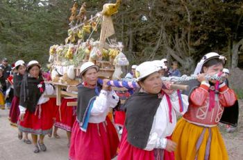 Nacionalidades y Grupos Etnicos del Ecuador: LOS CAÑARIS