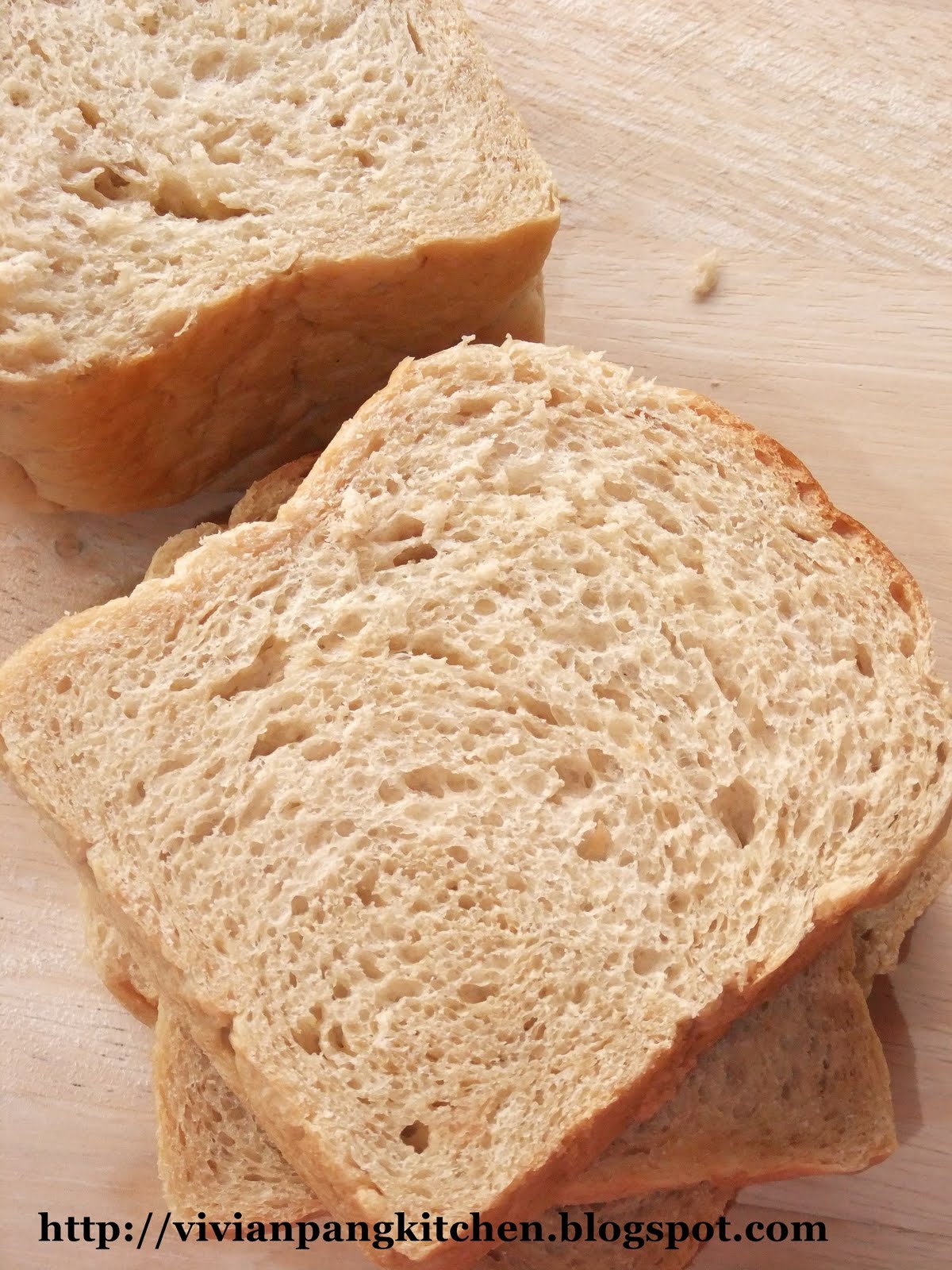 Vivian Pang Kitchen: Brown Sugar Loaf Bread/ Water Roux Method(Oatmeal ...