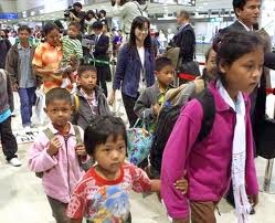 Liv N' Luv Japan: Today In Japan: Raising Awareness About Refugees