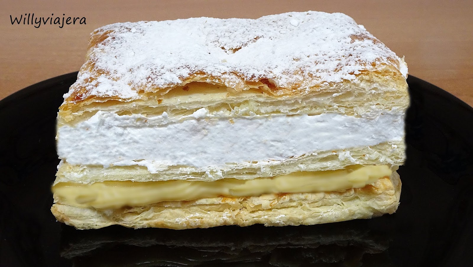 WILLYVIAJERA PURI: Milhojas de hojaldre con crema y merengue