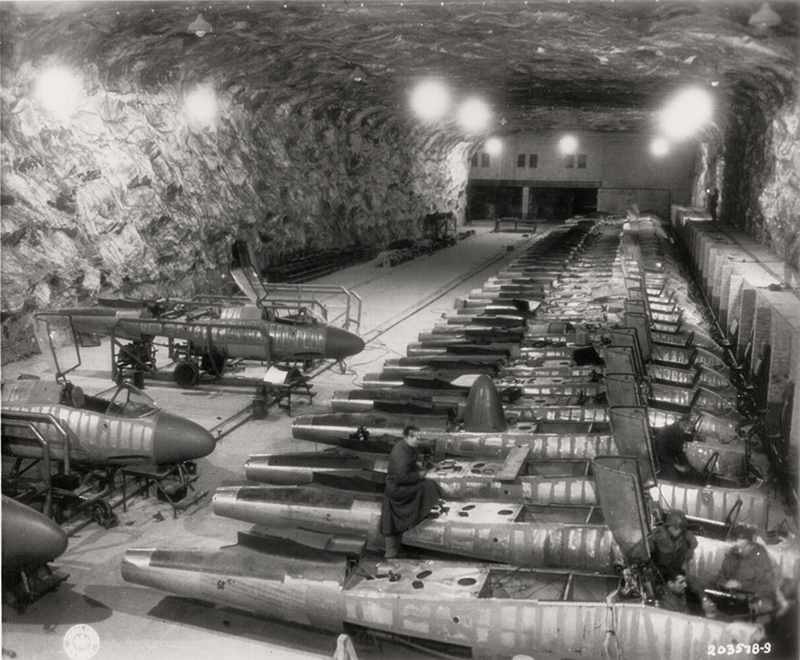 Luftwaffe Lovers: Hatchery of Salamander - underground factory of ...