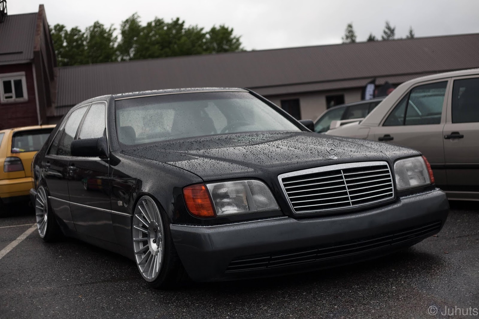 Katanawa: Tuning Mercedes W140 Bagged