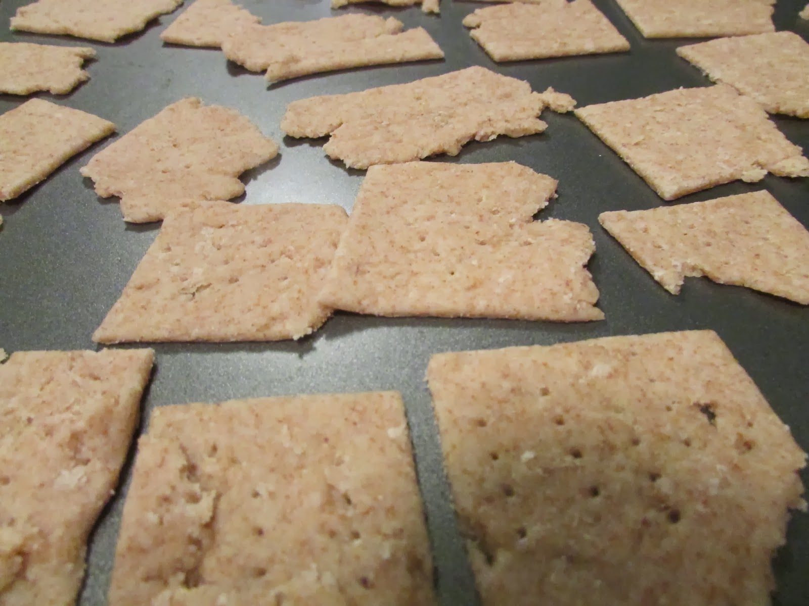 Snozzberry Pie: Homemade Wheat Thin Crackers