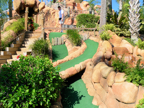 Mini Golf Construction |Pputt Putt Design | Mini Golf Builders