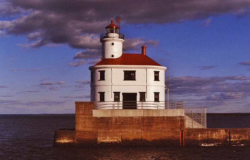 20 Of The Most Famous Lighthouses In The World