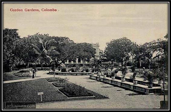 මීදුම. Miduma: කොළොම් පුරේ ශ්‍රීයා . Colombo 1800 -1980