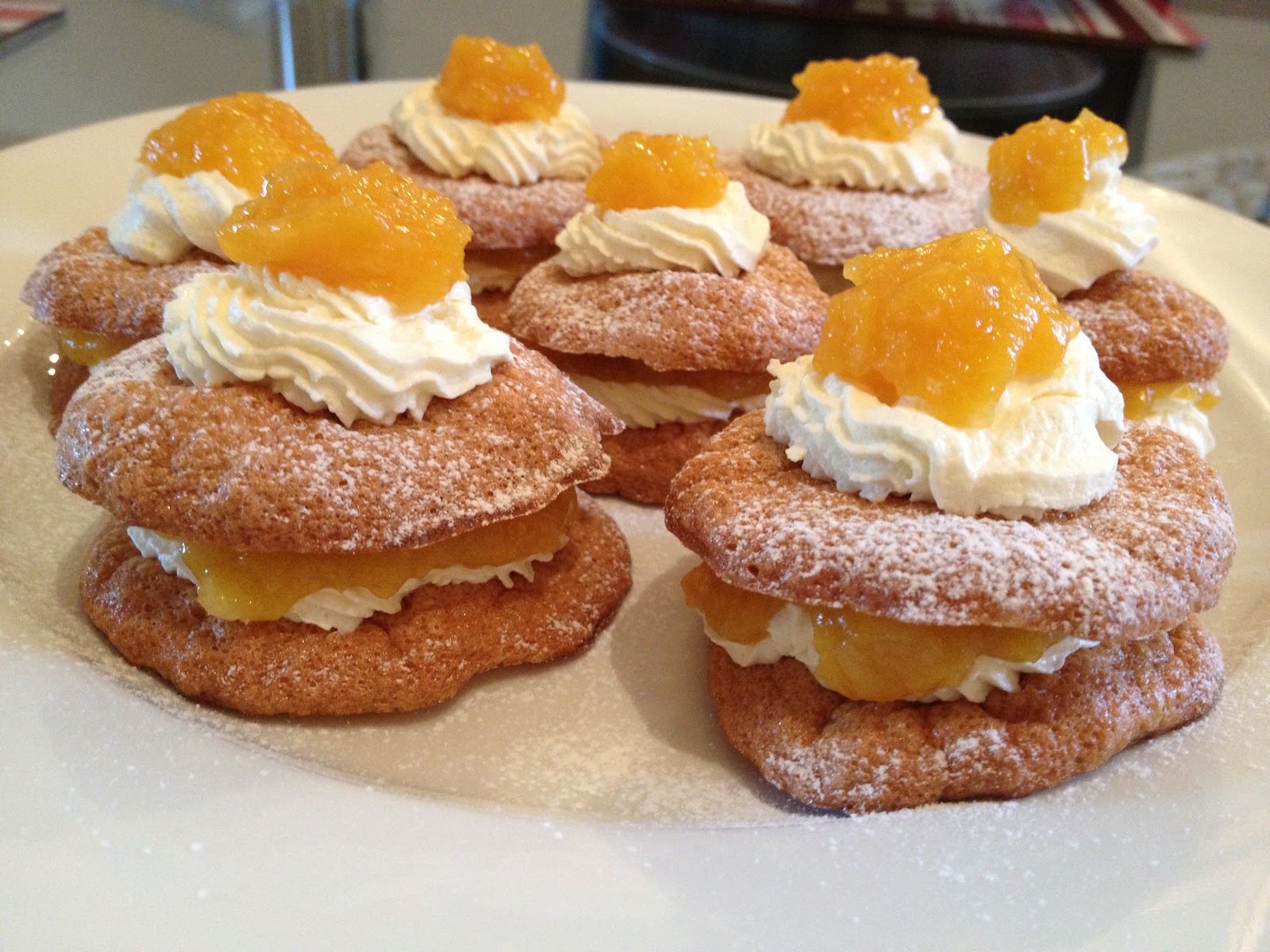 Jouelle's Kitchen: Almond Meringue with Apricot puree