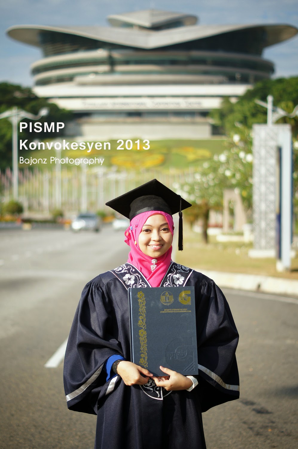 Bajonz Photography ~ Book Now!: Pakej & Harga Convocation Outdoor ...