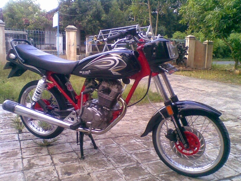 Dunia Modifikasi: Kumpulan Foto Modifikasi Motor Honda GL Pro Terbaru
