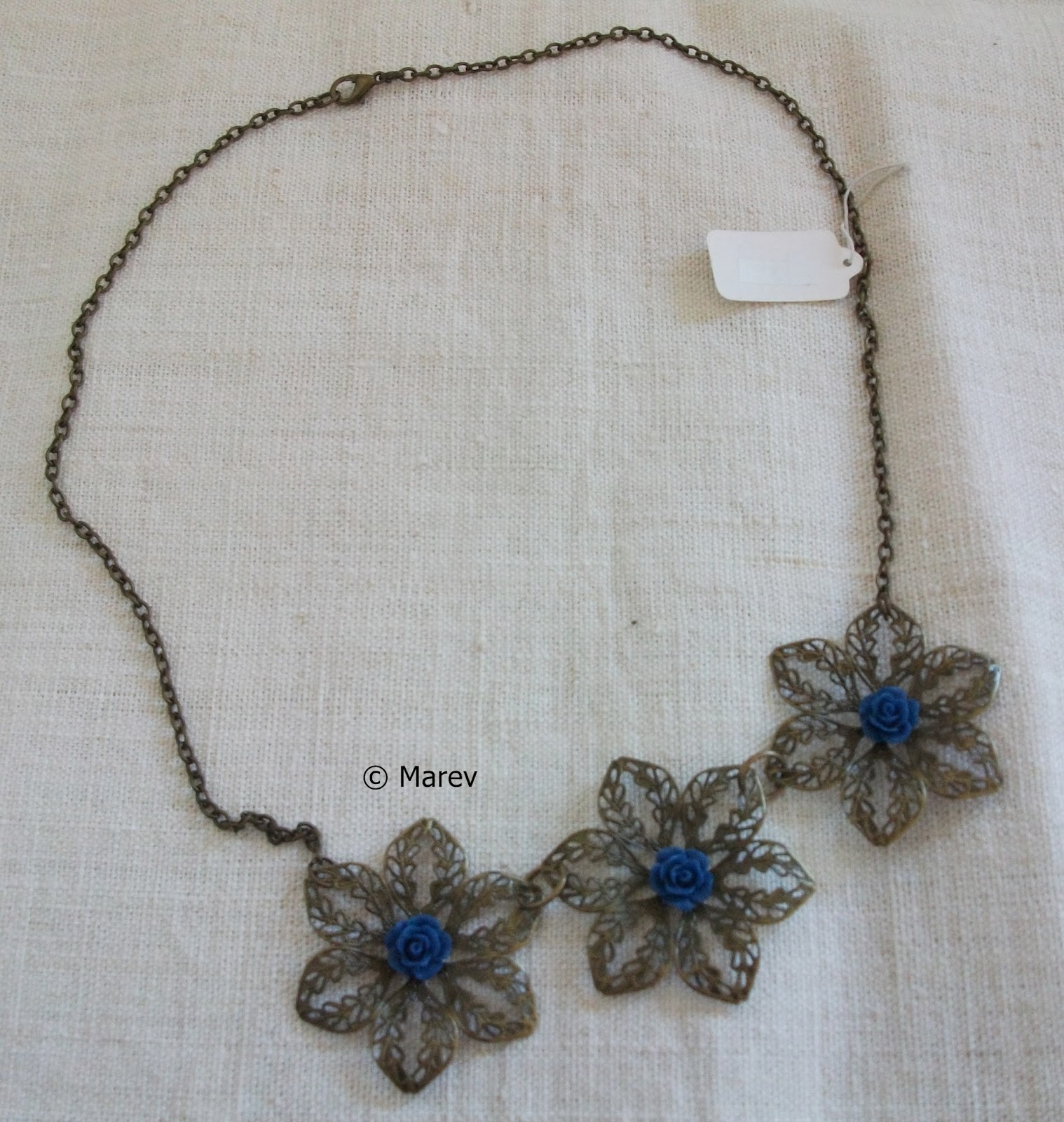 Marev: Colar de Flores