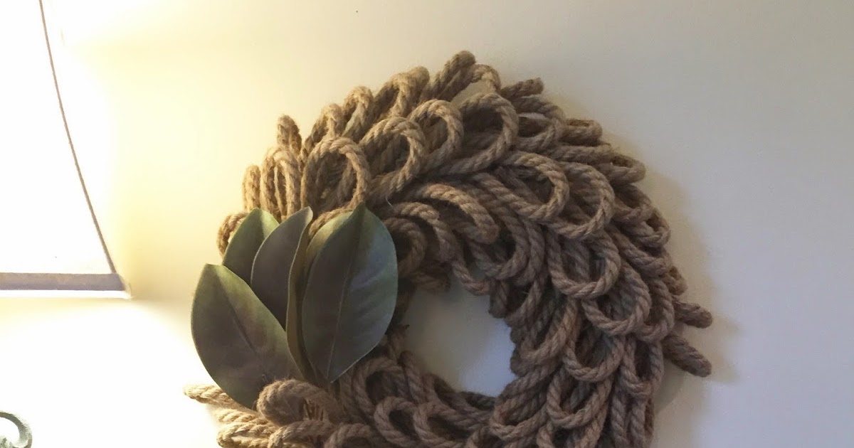 Thrifty Finds and Redesigns: Rope Wreath- Living Room Update
