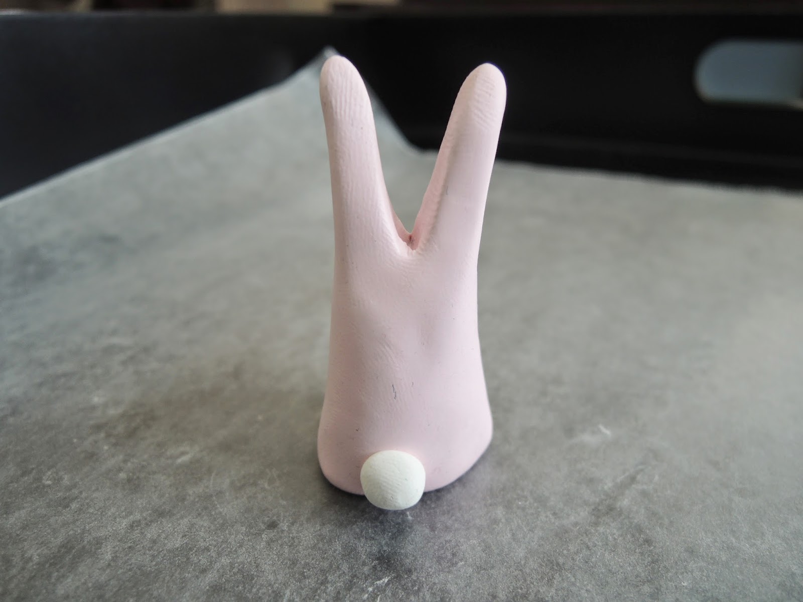 Holly Goes Lightly: DIY Clay Bunny