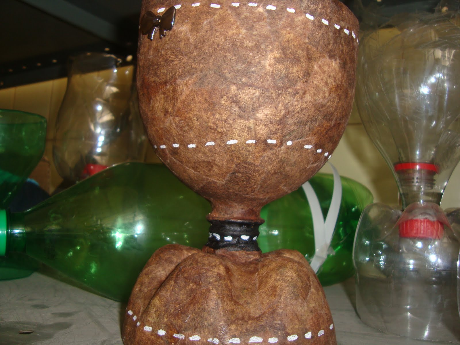 Aula de Arte: Artesanato com Garrafas Pet