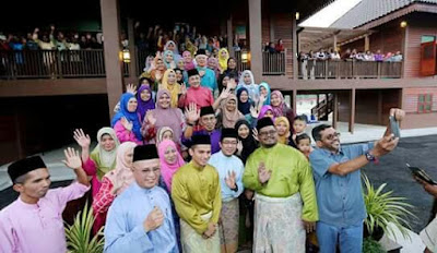 HOMESTAY RUMAH MELAYU SENTUHAN KASIH FELDA CHINI TIMUR 2