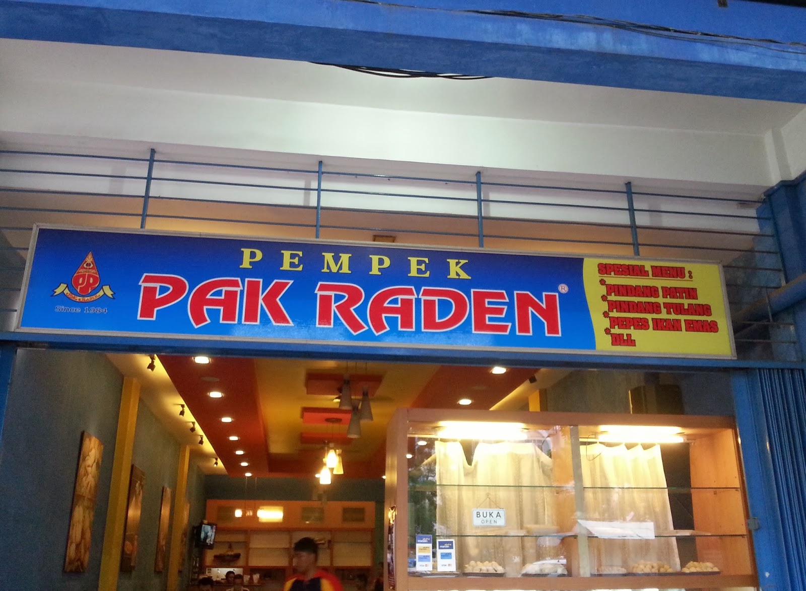 salamnusantara: Pempek Pak Raden