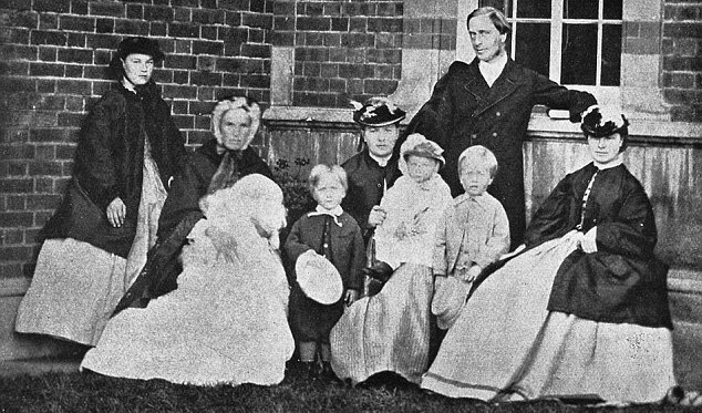 E F Benson - The Complete Works: Our Family Affairs 1867-1896