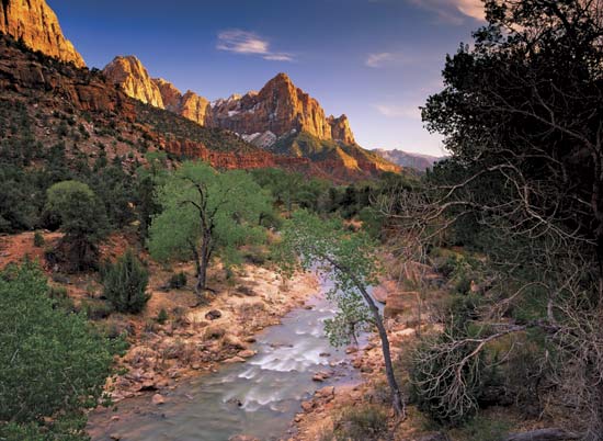 Redefining the Face Of Beauty : TOP 10 THINGS TO DO IN UTAH!