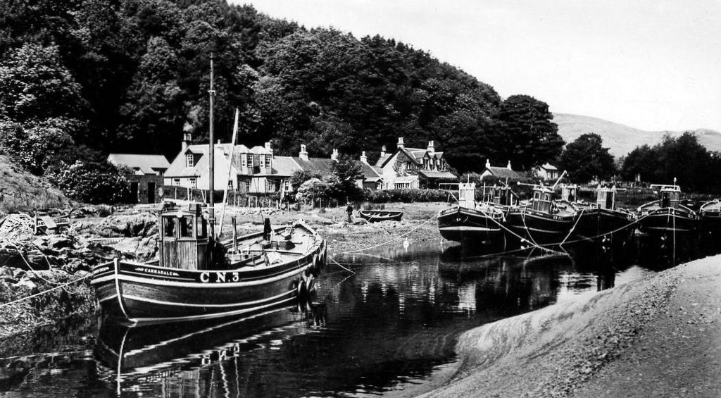 Tour Scotland: Old Photograph Waterfoot Carradale Scotland