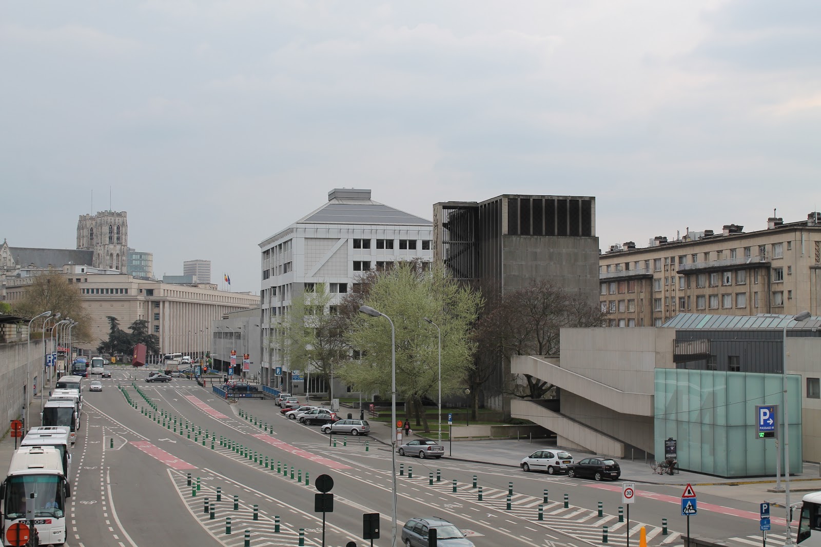 Bienvenue sur le blog photo des 1SH | ISPG!: Brussels Skyscrapers - Par ...