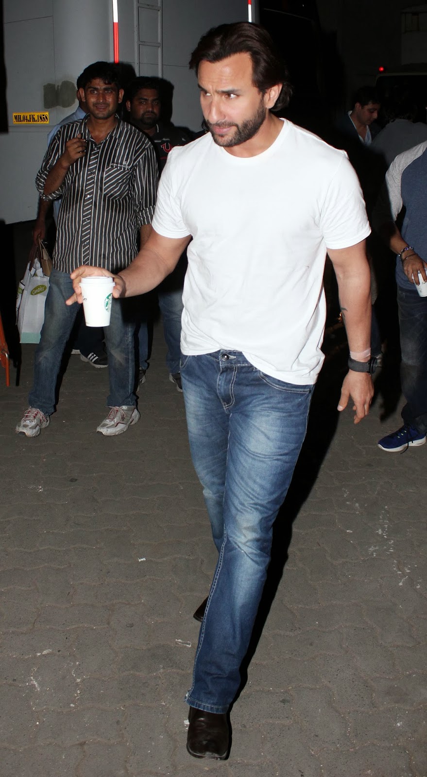 Saif Ali Khan 'Bullett Raja' promotin Event gallery - Hot PHOTOSHOOT ...