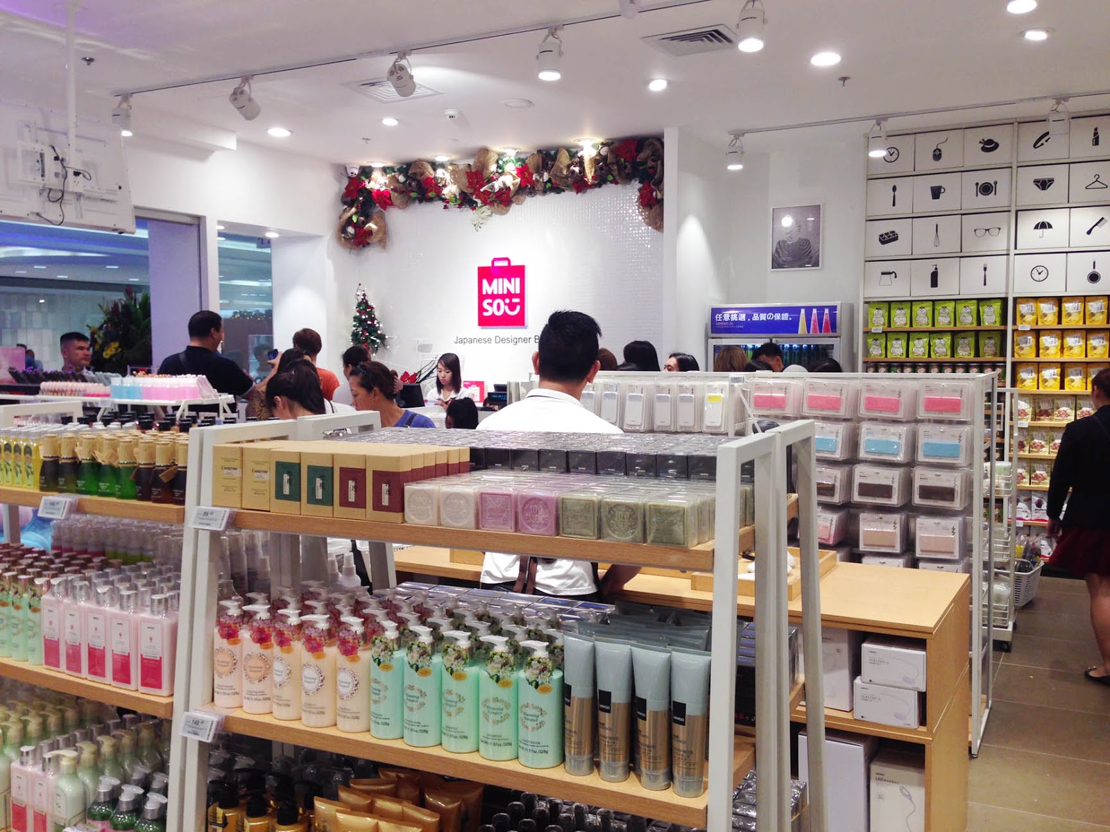 MrsMommyHolic: Shopping at MINISO Philippines