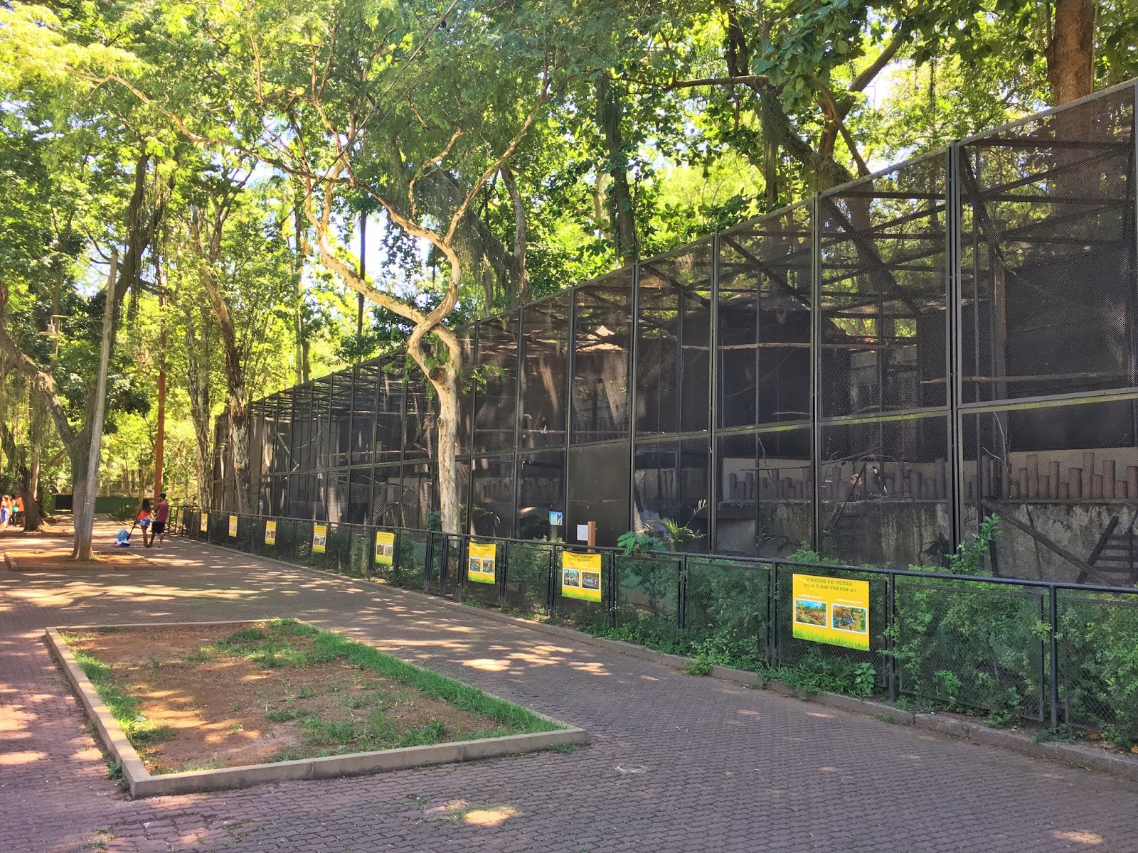 Como é o Zoológico do Rio | Brasileira Viajante