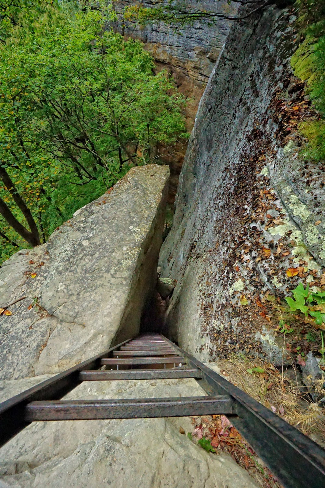 Discover West Virginia: Exploring the Endless Wall Trail to Diamond ...