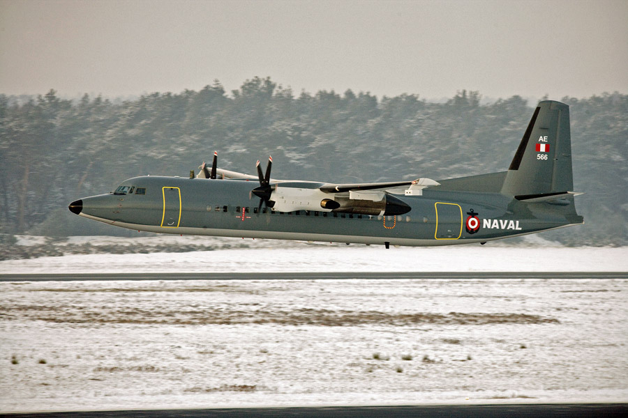 Des pilotes et des avions.: Fokker F60