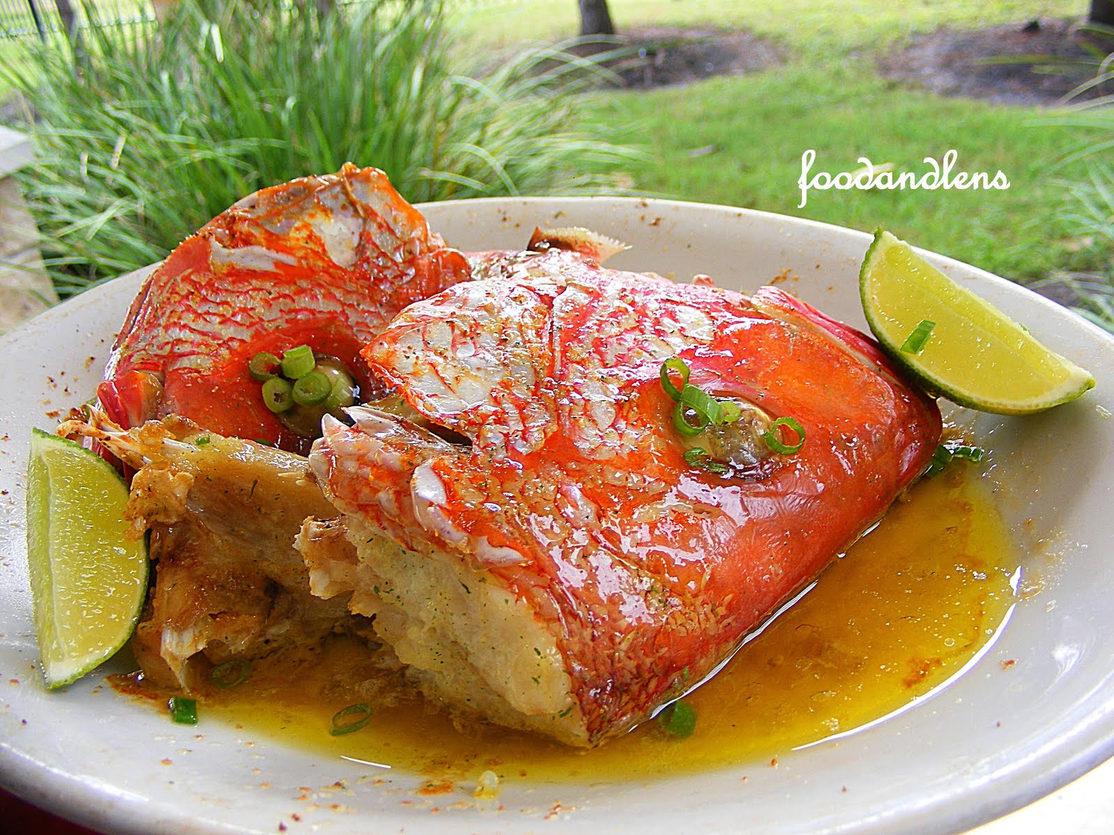 Food and lens: Baked Red Snapper Fish Head.