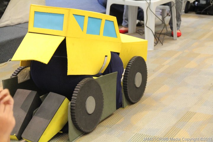 GeekMatic!: JoMike Tejido's Foldabots More Than Just Transformers in ...